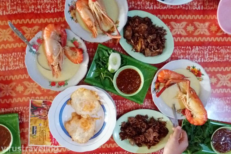 Puas Menyantap Paliat, Makanan Khas Kalimantan Selatan Puas Menyantap Paliat, Makanan Khas Kalimantan Selatan